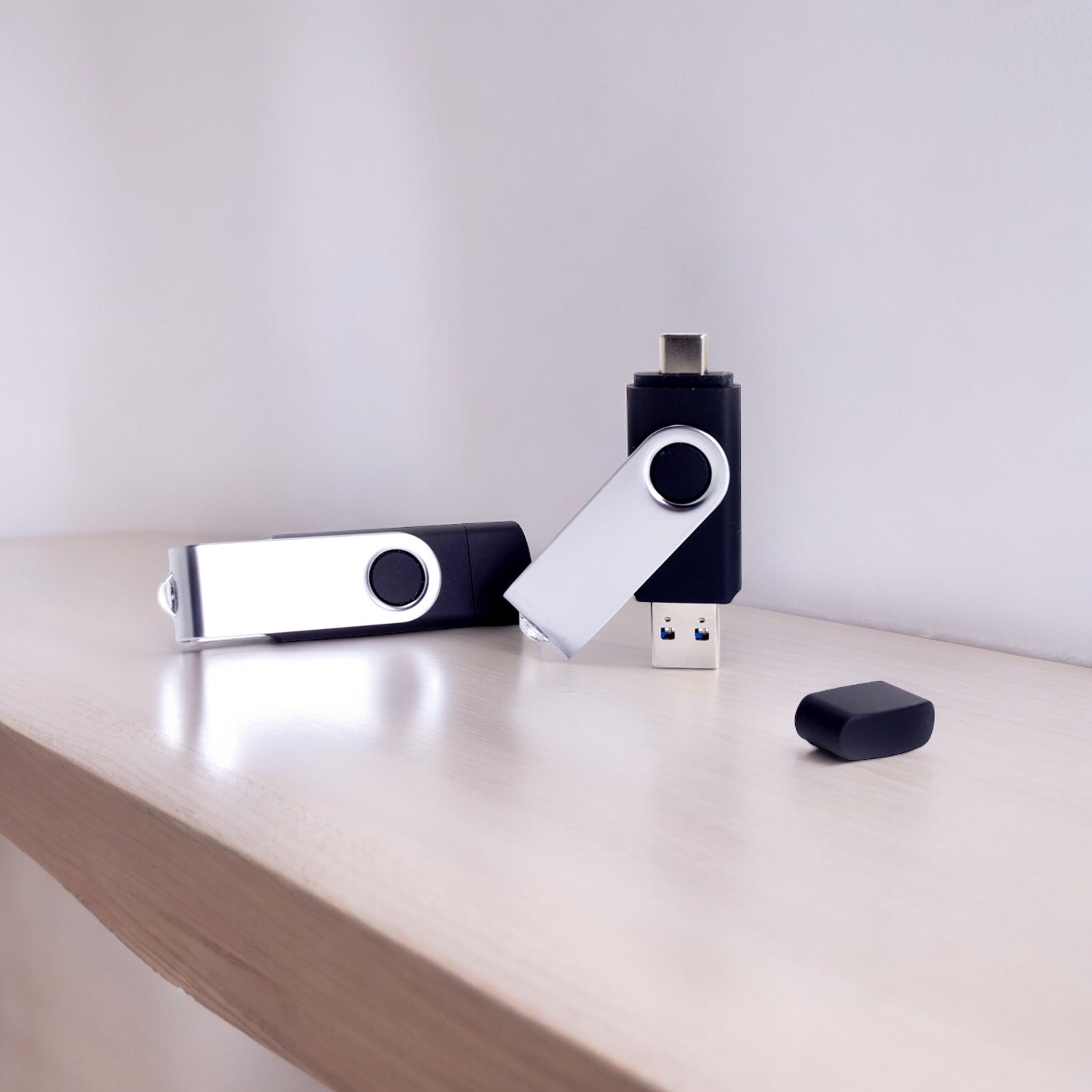 How to Free Up Your Phone Storage with USB Flash Drives